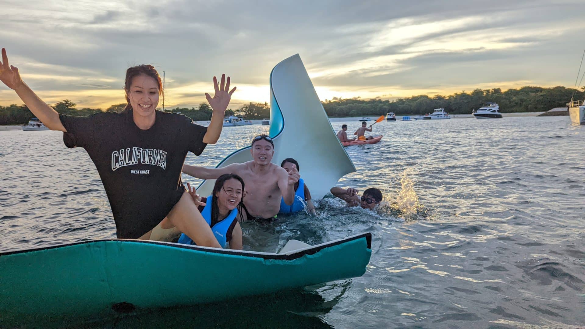 Treat Your Team to Unique Yacht Team Bonding Experience